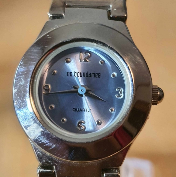 No Boundaries | Accessories | 20 No Boundaries Silverblue Stainless ...
